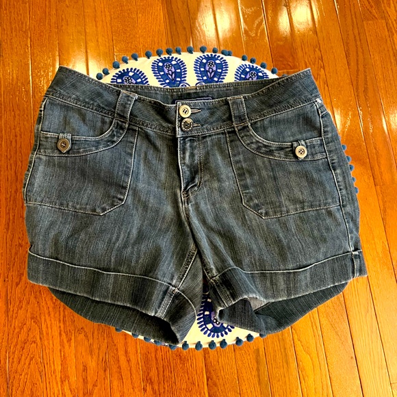 Baccini | Shorts | Baccini Denim Cuffed Tailored Shorts | Poshmark